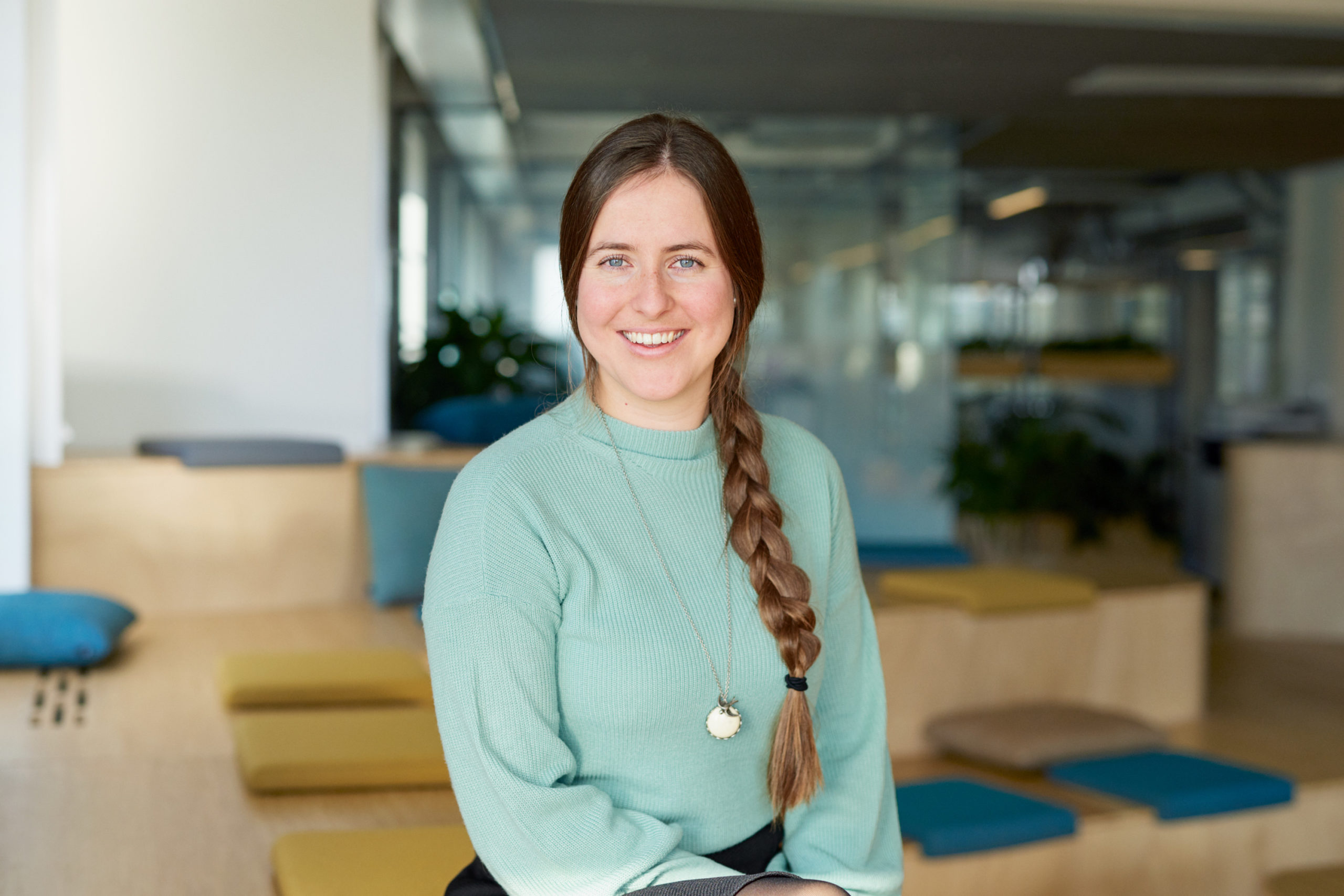 Denise Ines Peters - Grindaker